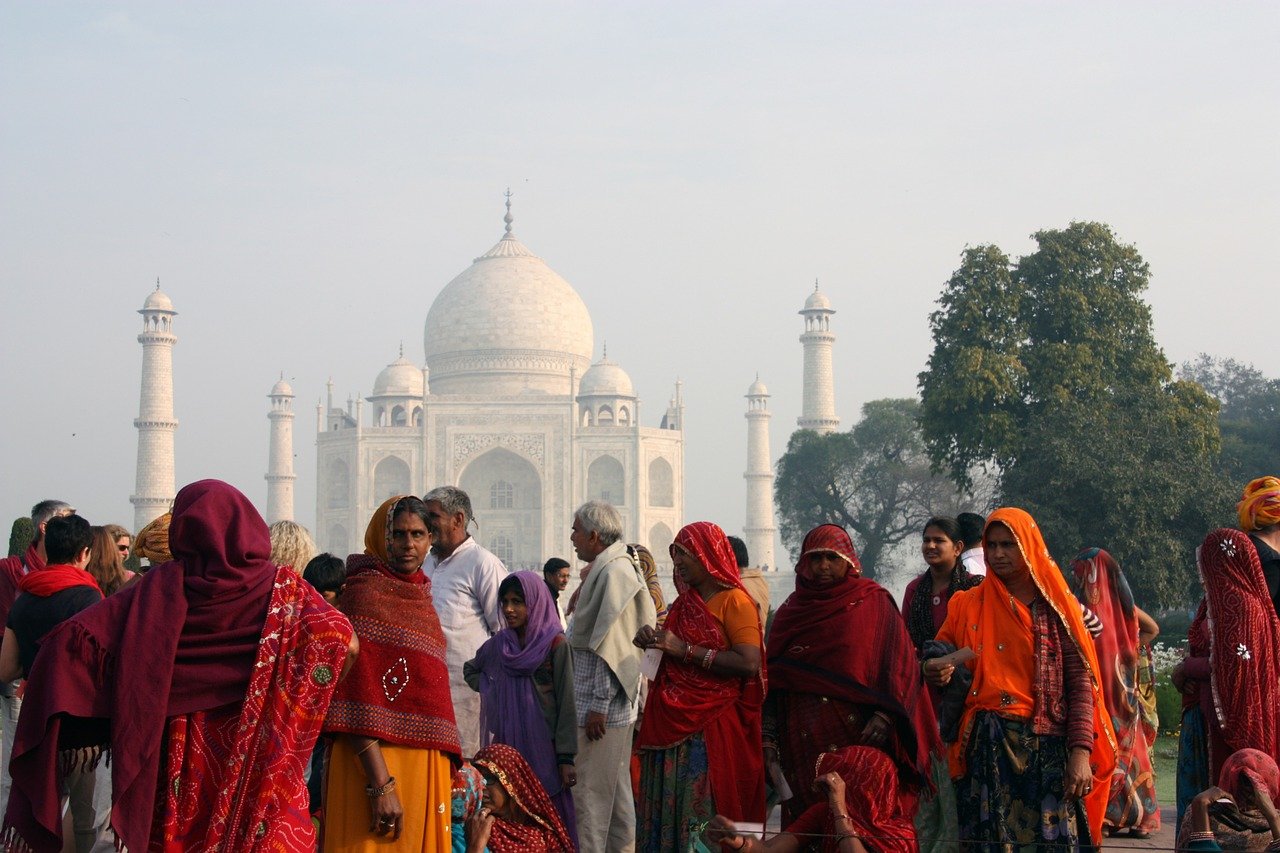 How to Find India Clothing, Textile, and Garment Manufacturers // Top ...